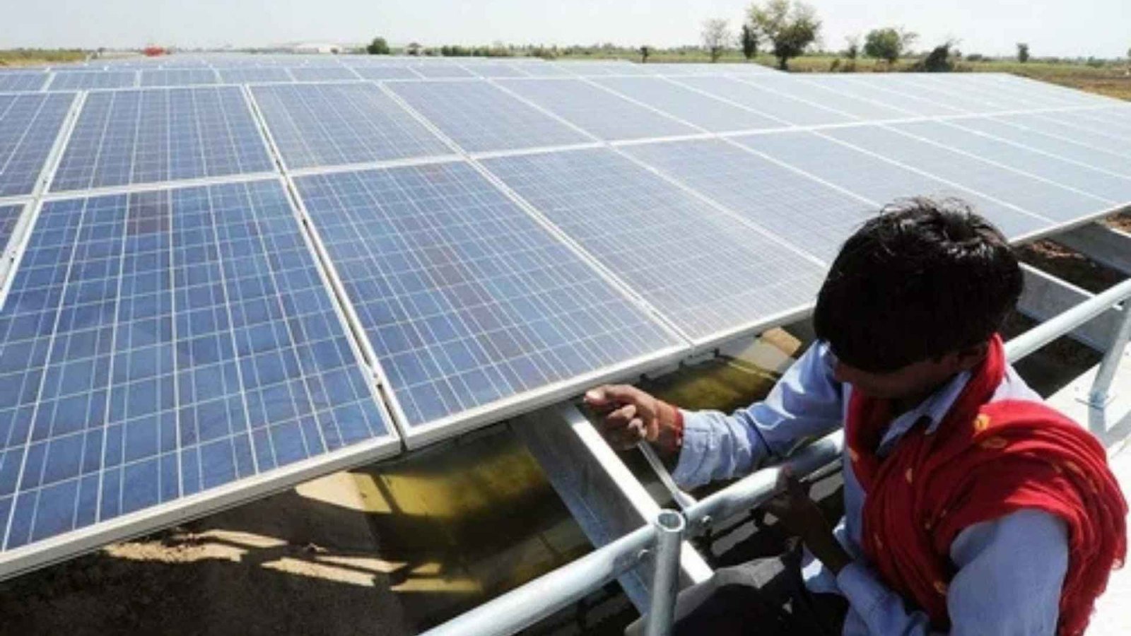 Community Solar Project by Earth5R : Earth5R