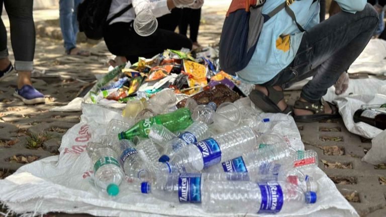 How to Set Up an Effective Community Waste Segregation Program : Earth5R